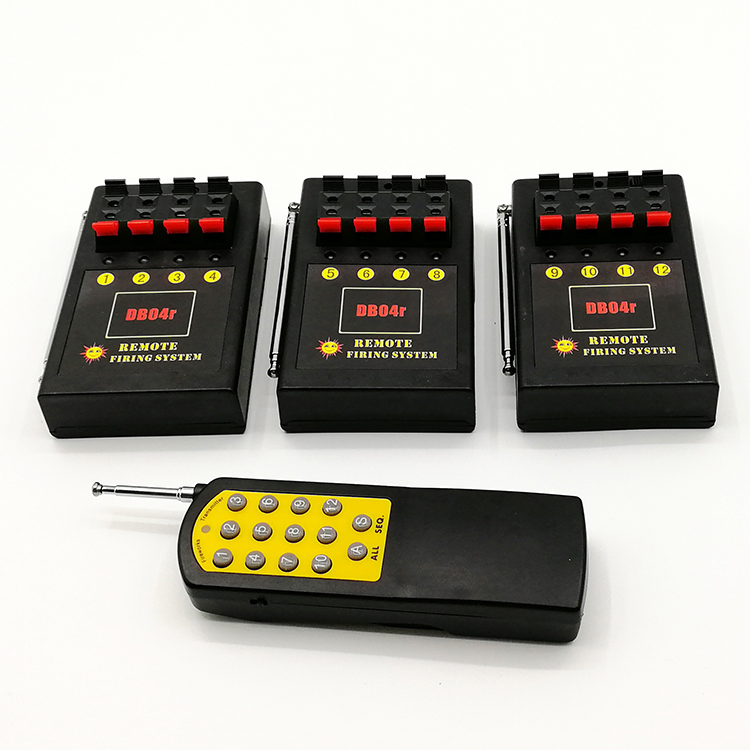 12 Cue firing System - Brumbaugh Fireworks